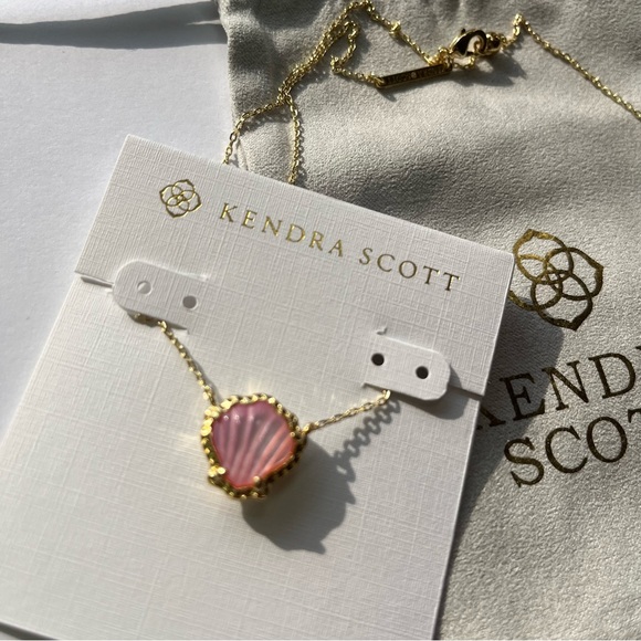 Kendra Scott | Jewelry | Kendra Scott Blush Pink Mother Pearl Brynne ...
